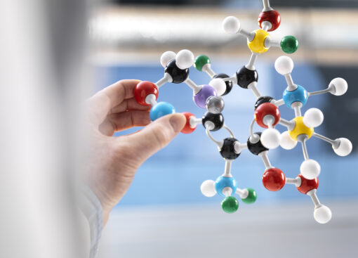 從門得列夫到 118 種元素：元素週期表是怎麼出現的？ - PanSci 泛科學